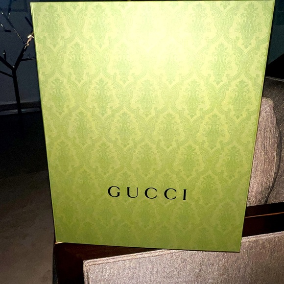 Gucci | Other | Authentic Xlarge Gucci Box And Shopping Bag With Ribbon ...